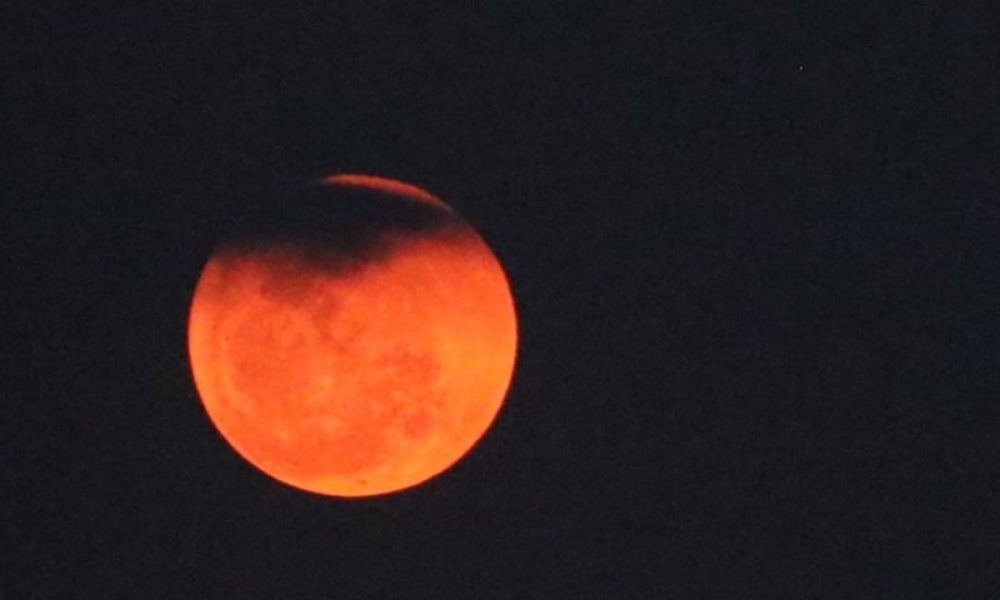 Próximo eclipse lunar: Fecha, visibilidad y consejos para observarlo ...